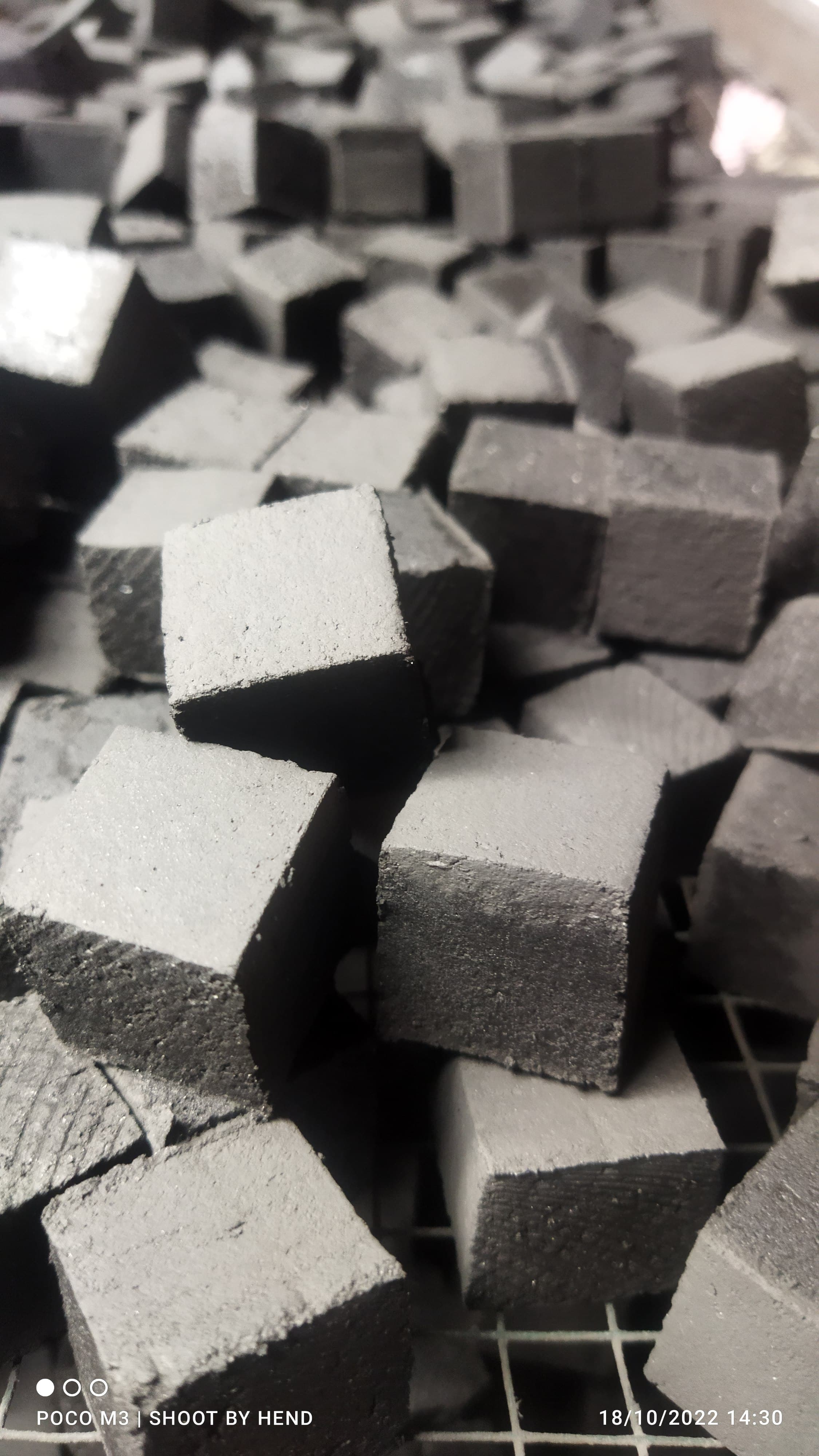 Briket Arang Grade - Premium Coconut Charcoal Briquettes