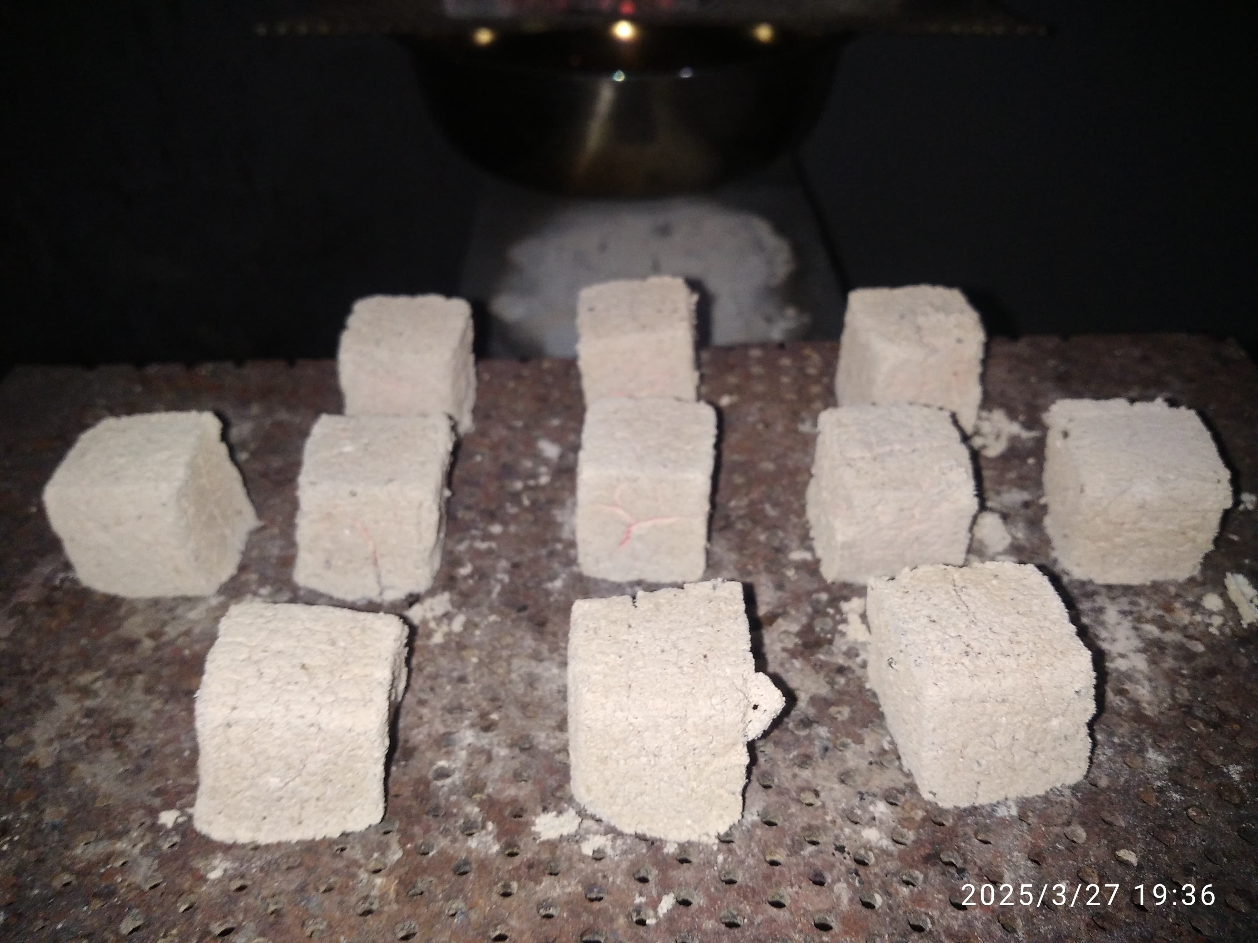 Briket Arang Grade - Premium Coconut Charcoal Briquettes